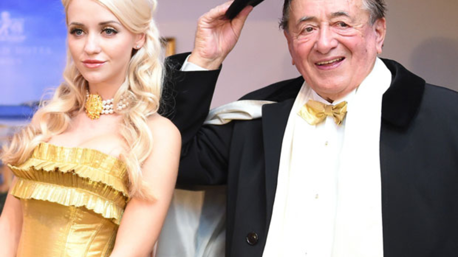 Die Lugners am Opernball - oe24.at