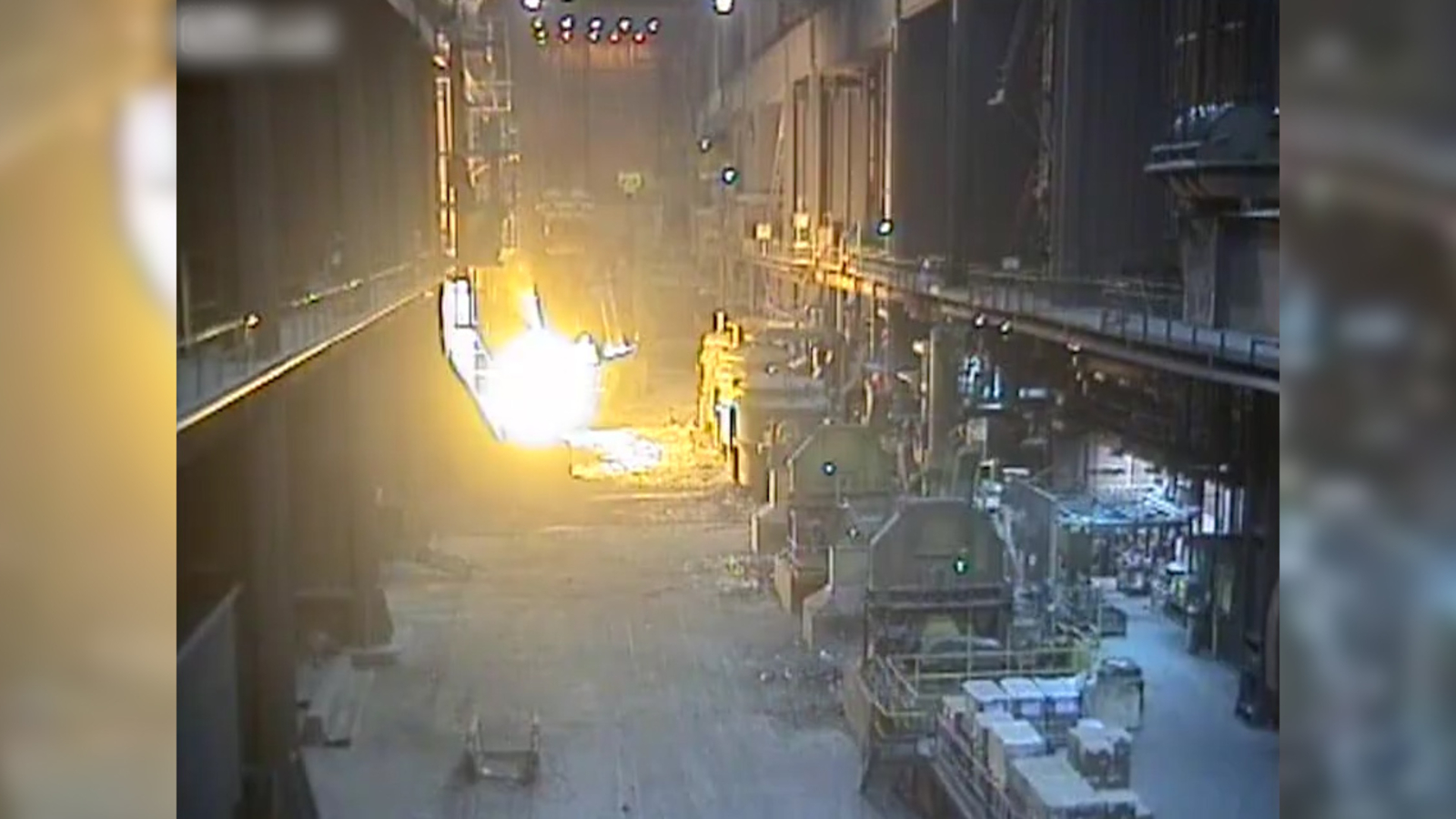 Gewaltige Explosion in Stahlfabrik