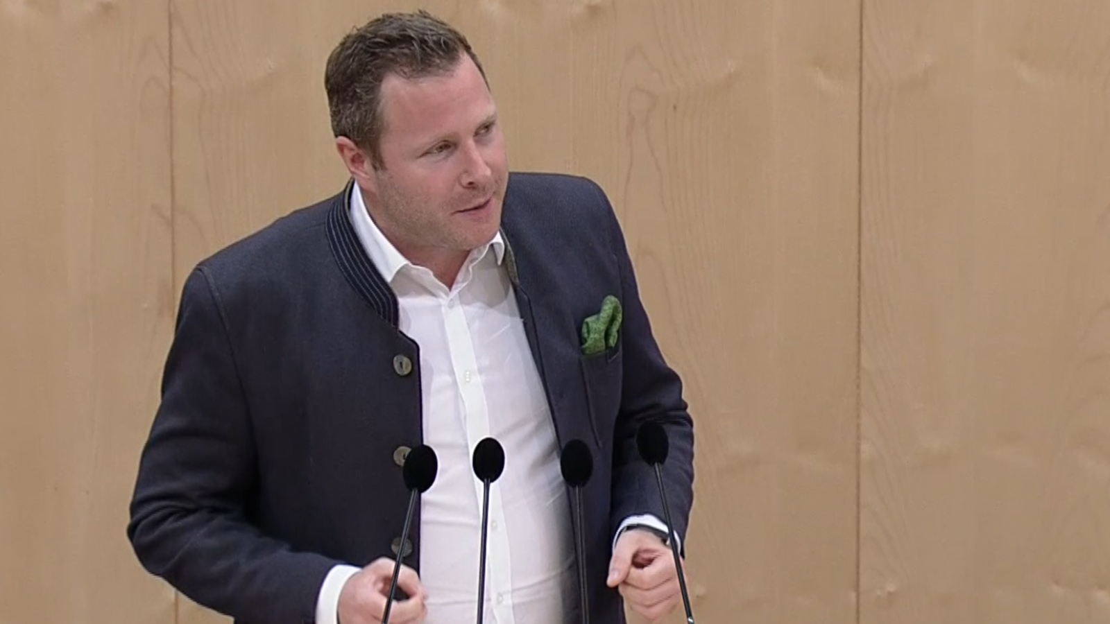 Debatte zu rascher Entlastung: Michael Schnedlitz zur Teuerung - oe24.at