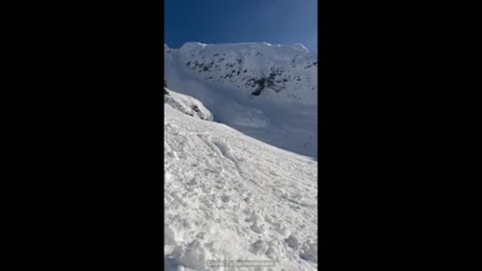 Video zeigt Lawinenabgang - oe24.at