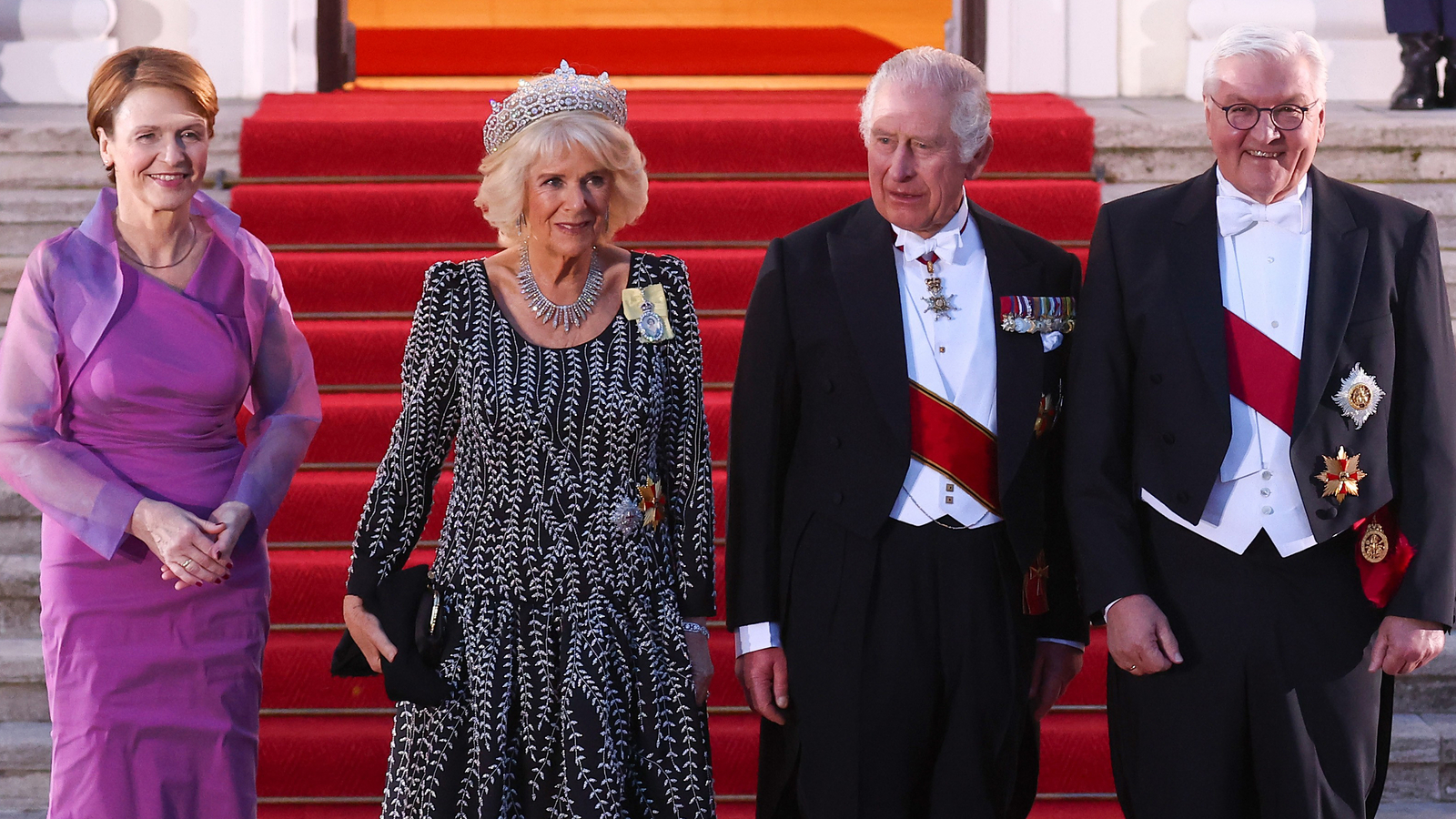 Von Merkel bis Campino: König Charles mit VIPs beim Staatsbankett - oe24.at