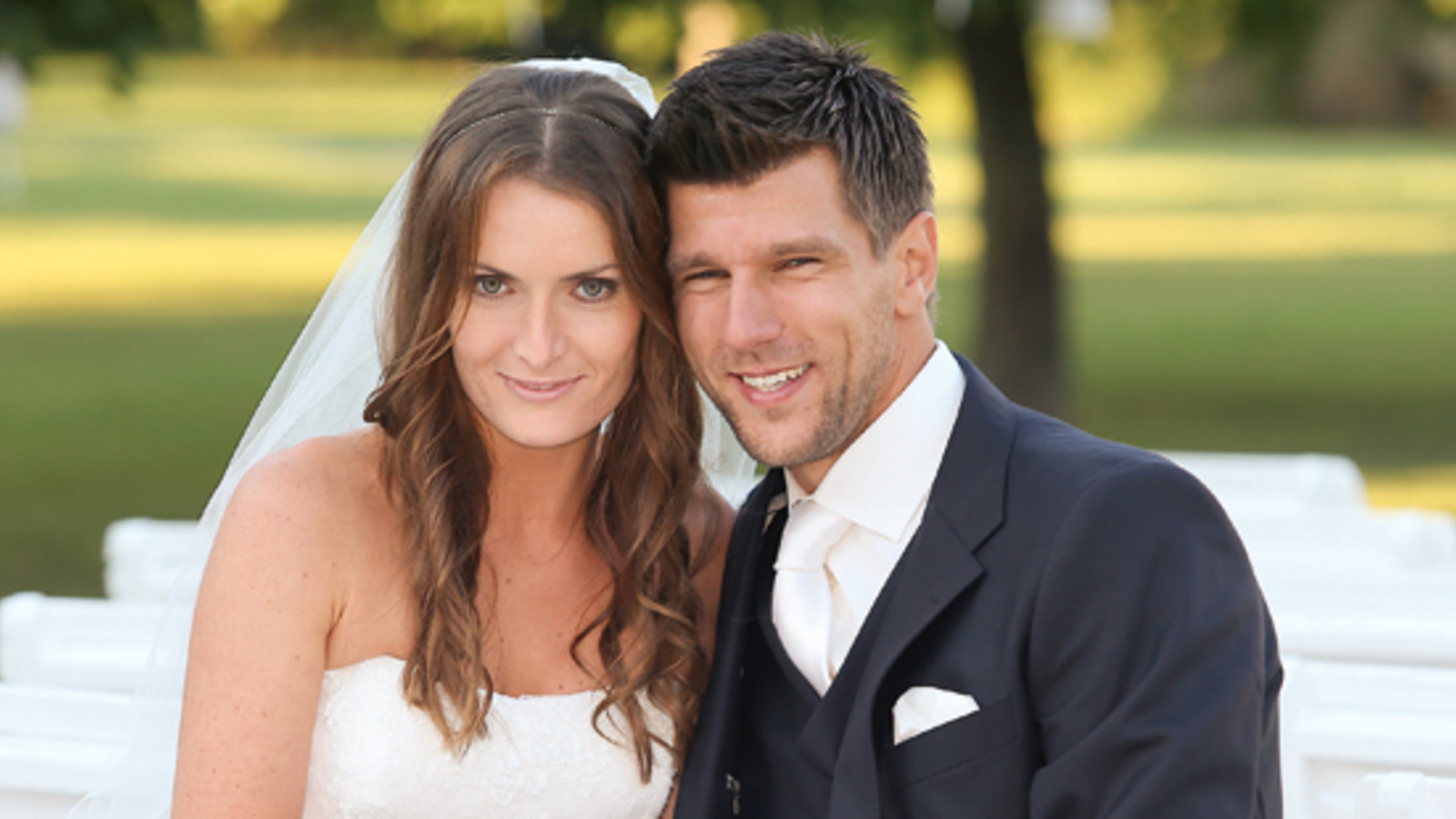 Melzer bestätigt Ehe-Ende - oe24.at