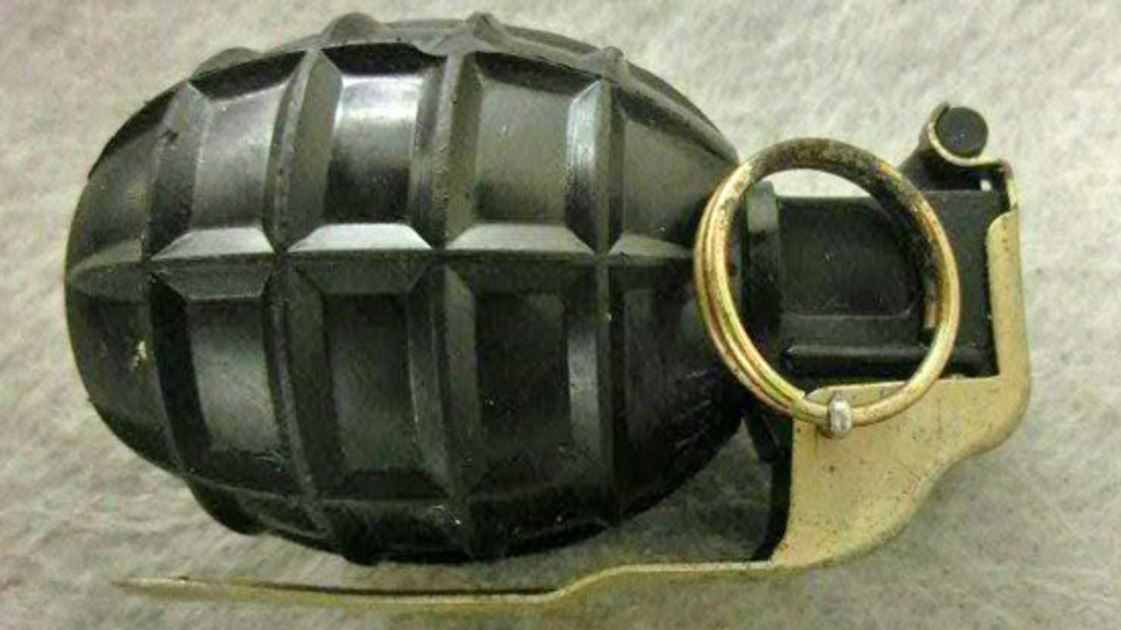 Bub (7) kam mit Granate in die Schule