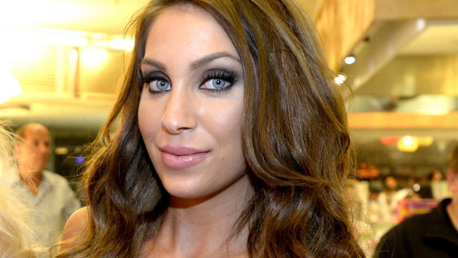 Tara jetzt auf Instagram - oe24.at