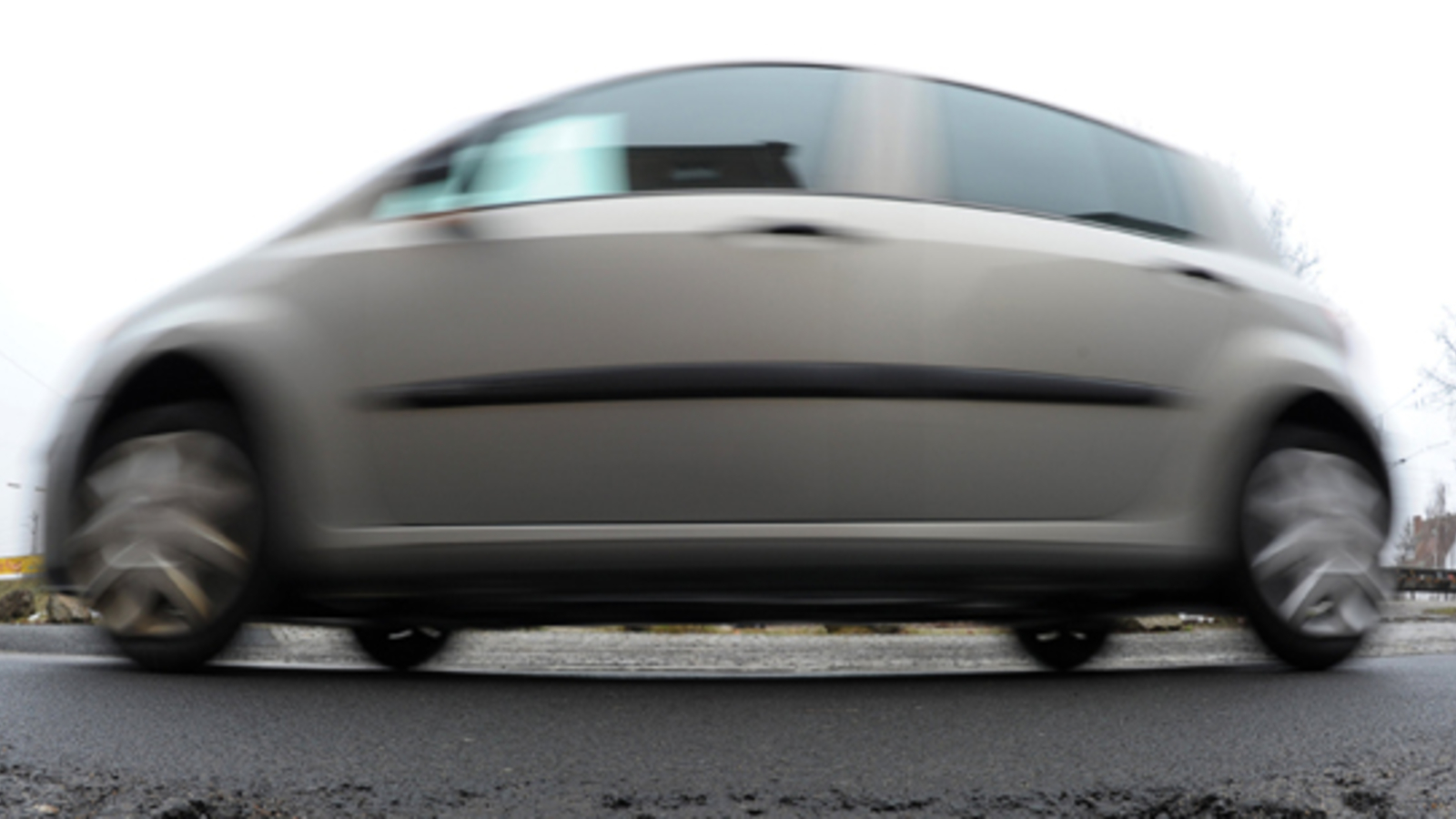 Dieb stahl Auto mit schlafenden Kindern