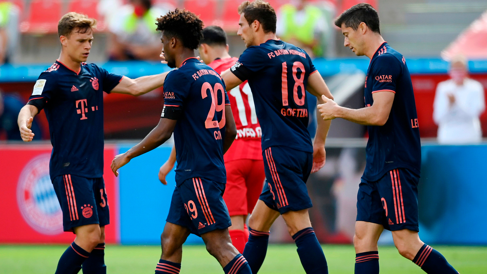 4:1 für die Bayern - „Lewa“ macht den Deckel drauf - oe24.at