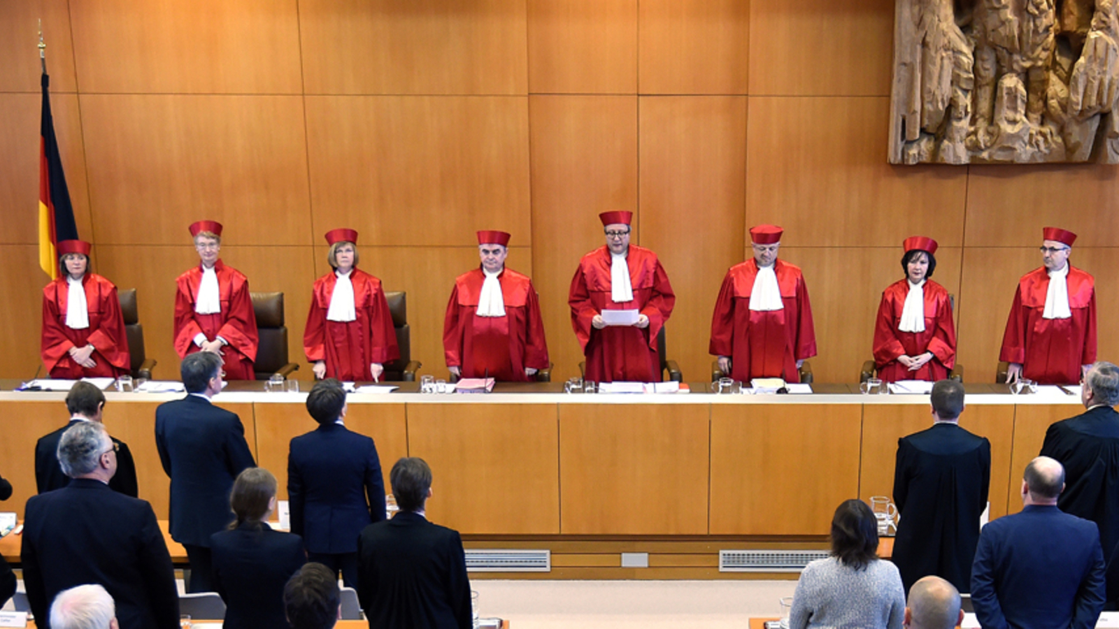 Deutscher VfGH streicht Parteien 25 Millionen Euro - oe24.at