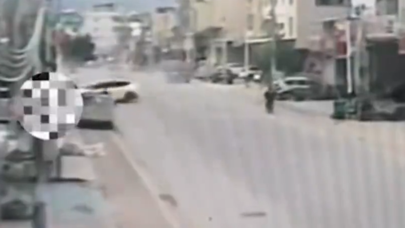 Menschliches Versagen oder technisches Gebrechen? Tesla Horror-Crash ...