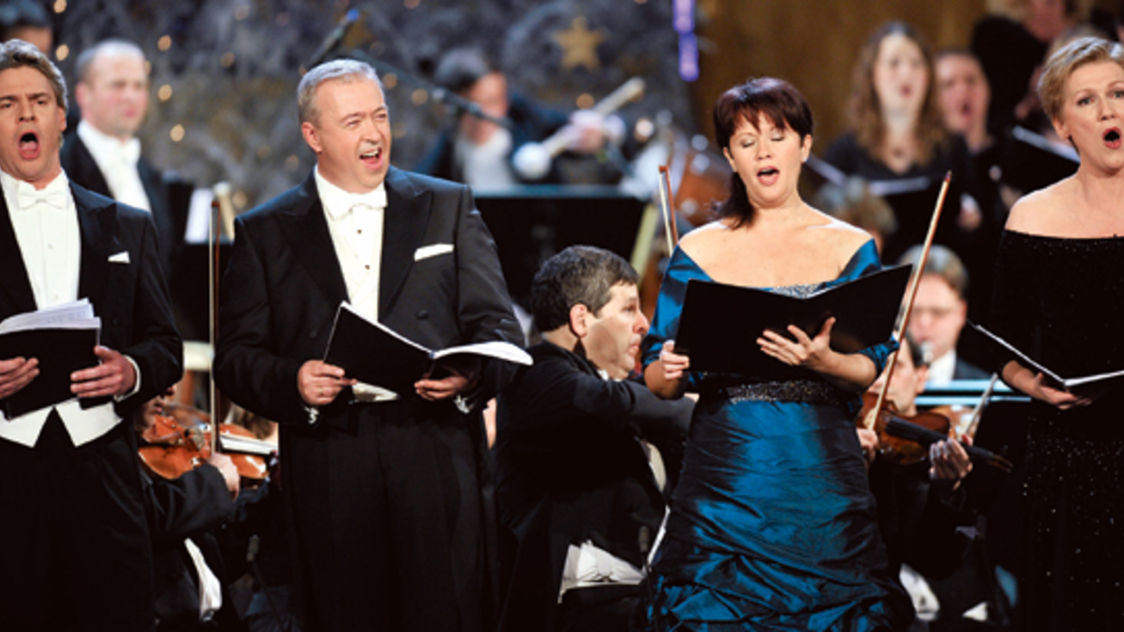 Christmas in Vienna voller Eleganz mit Herbert Lippert, Liliana ...