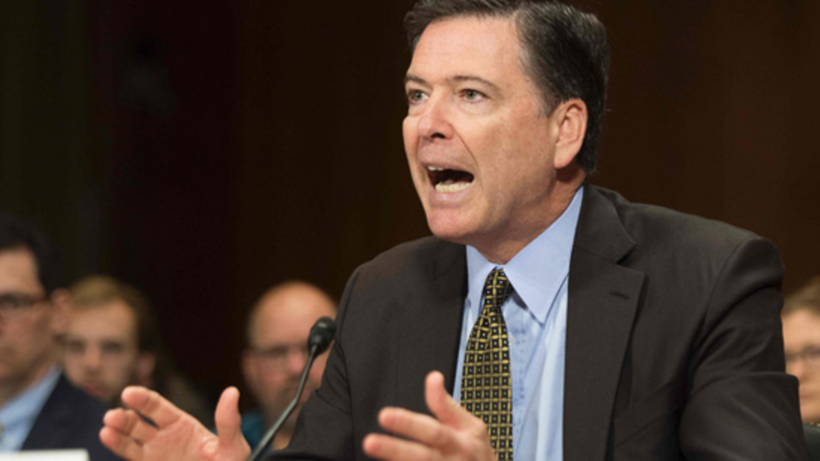 Gefeuerter FBI-Chef Comey schreibt ein Buch