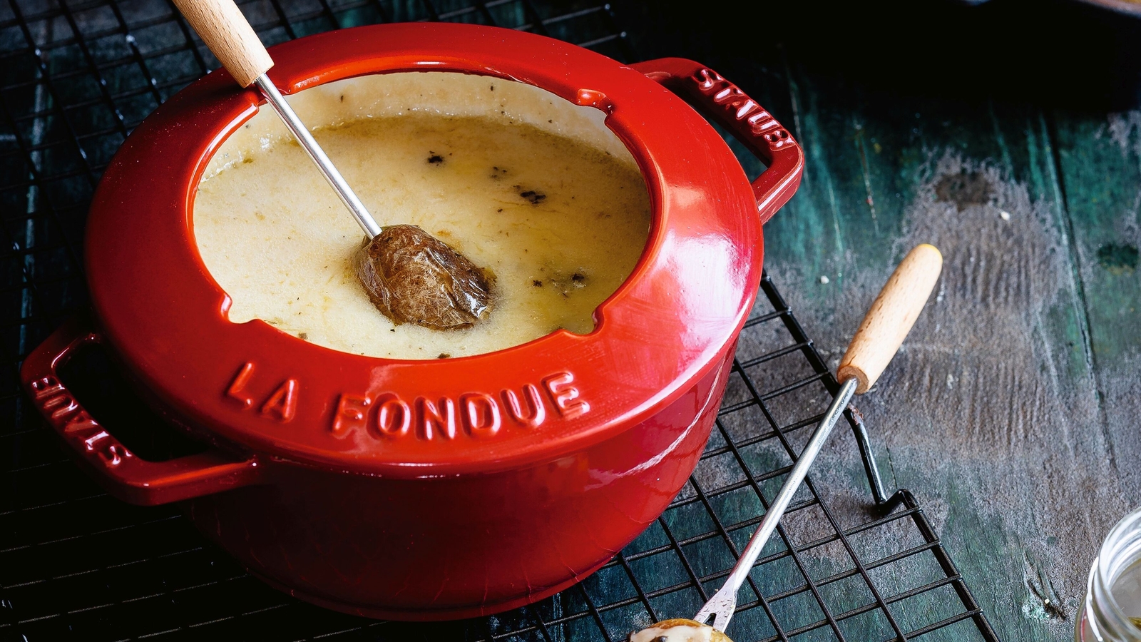 Trüffel-Fondue mit Ofenkartoffeln - oe24.at