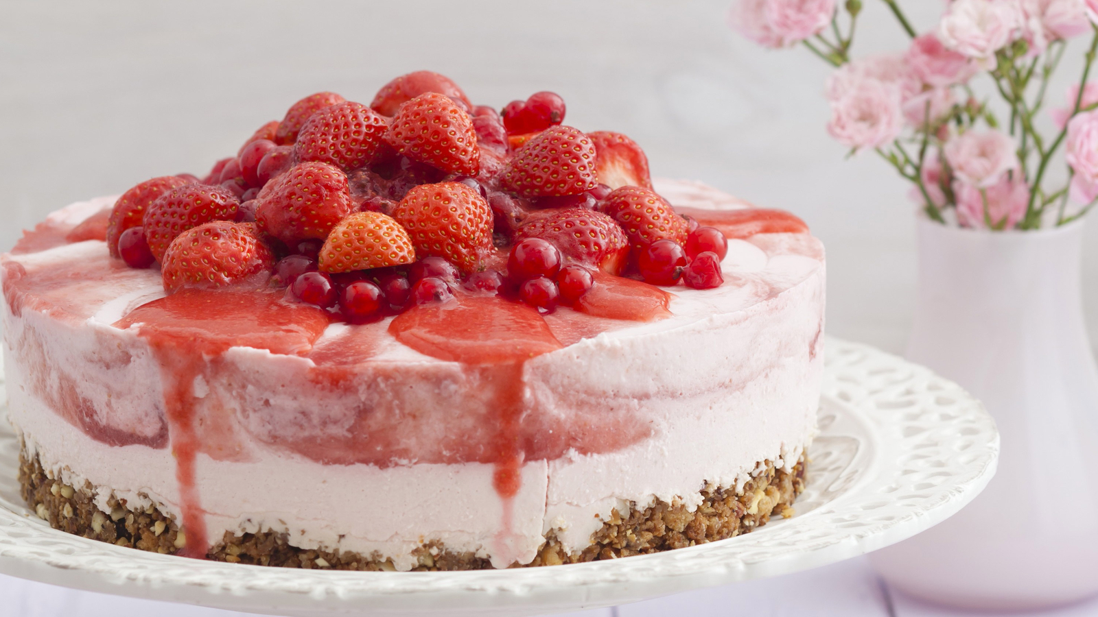 Erdbeer-Topfentorte - oe24.at