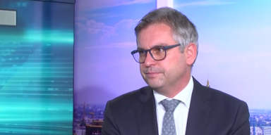 Fellner! LIVE: Magnus Brunner im Interview - oe24.at