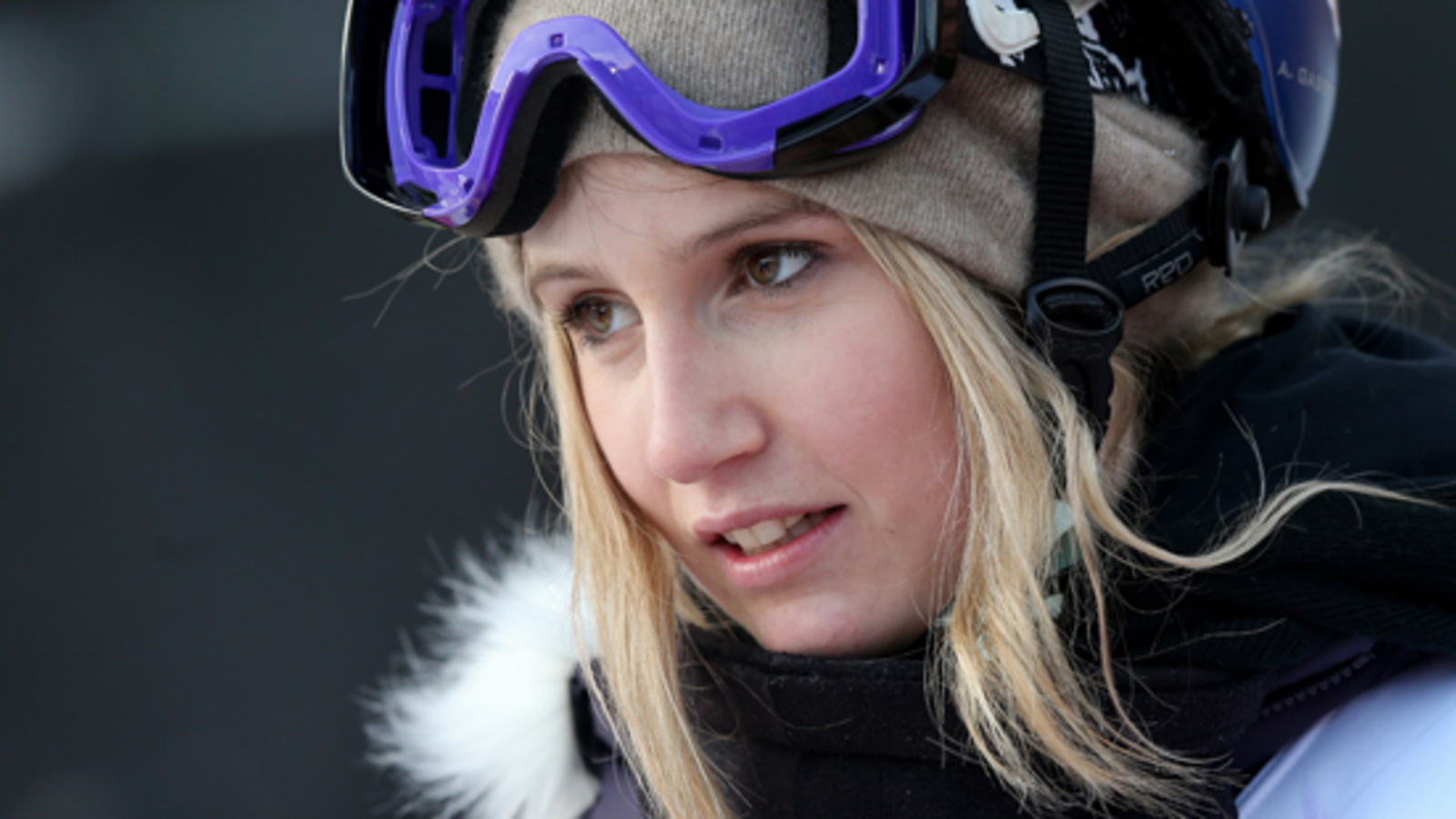 Anna Gasser: Lange Pause für Snowboard-Beauty - oe24.at