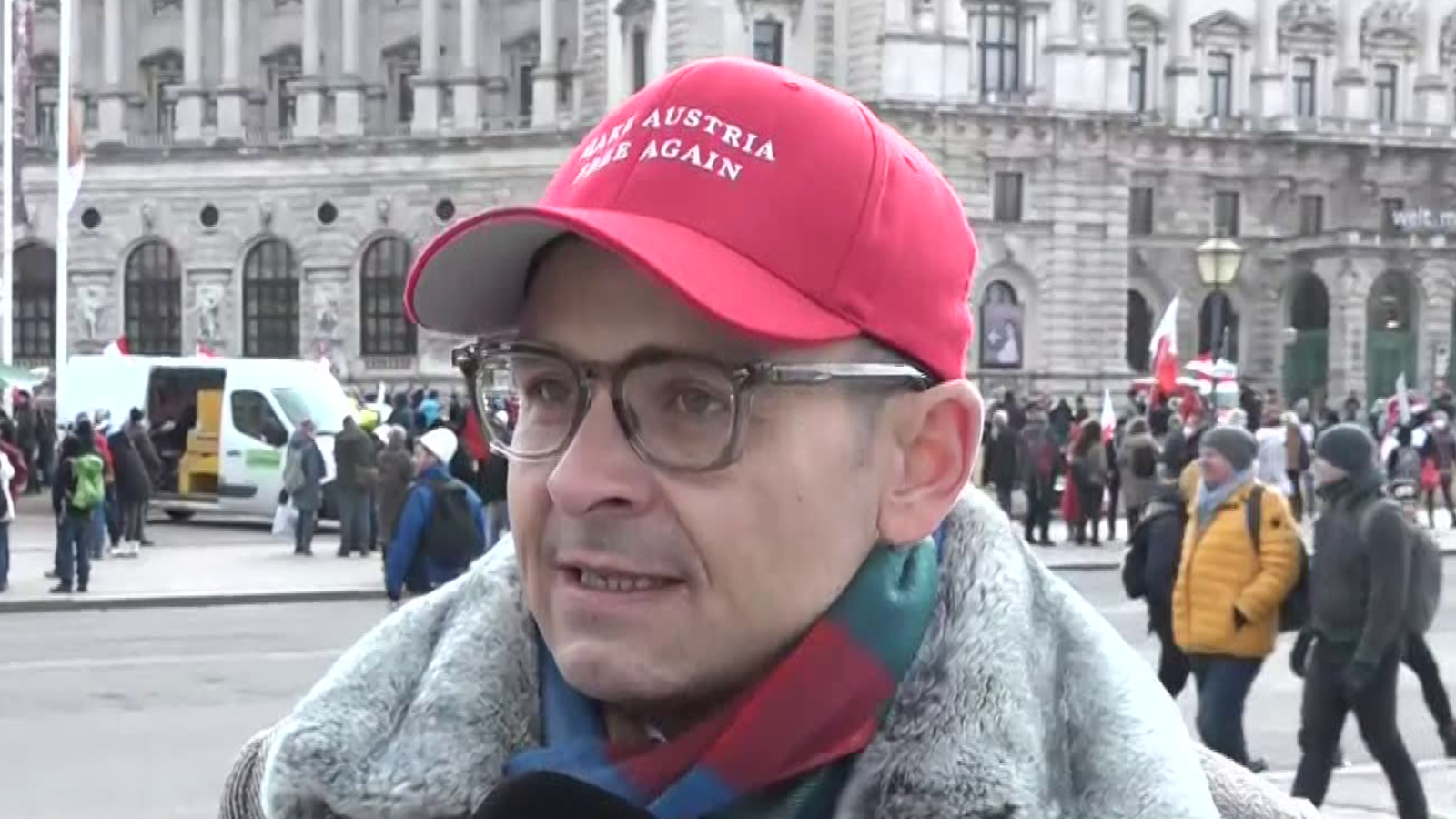 Gerald Grosz auf Corona-Demo in Wien