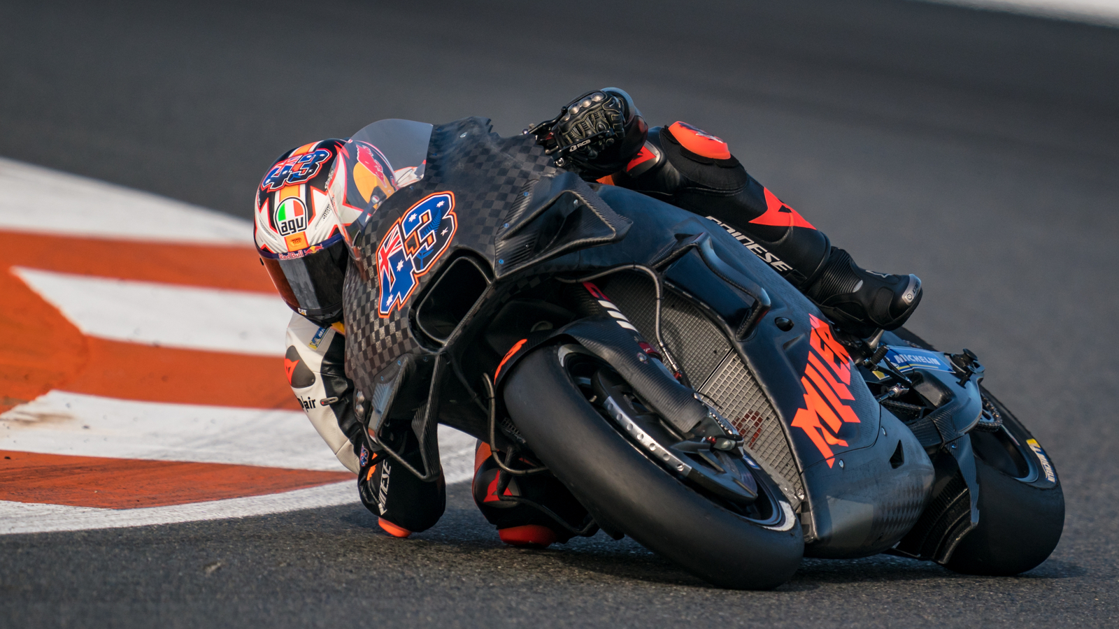 Jack Miller erstmals auf MotoGP-KTM - oe24.at