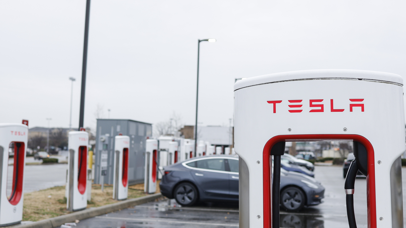 Tesla will Ladestationen auch anderen E-Autos zur Verfügung stellen