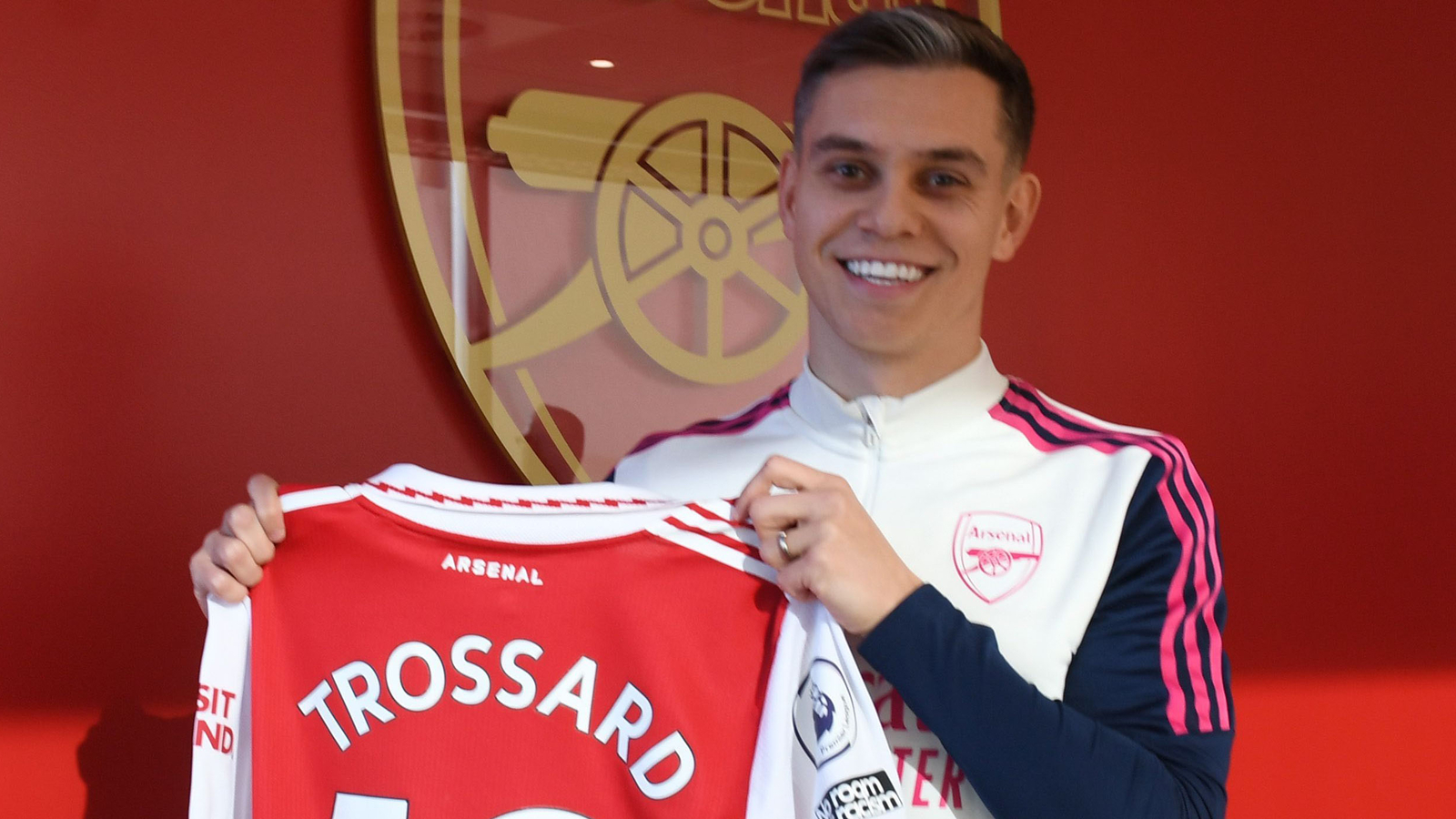 Arsenal fixiert Trossard-Transfer - oe24.at