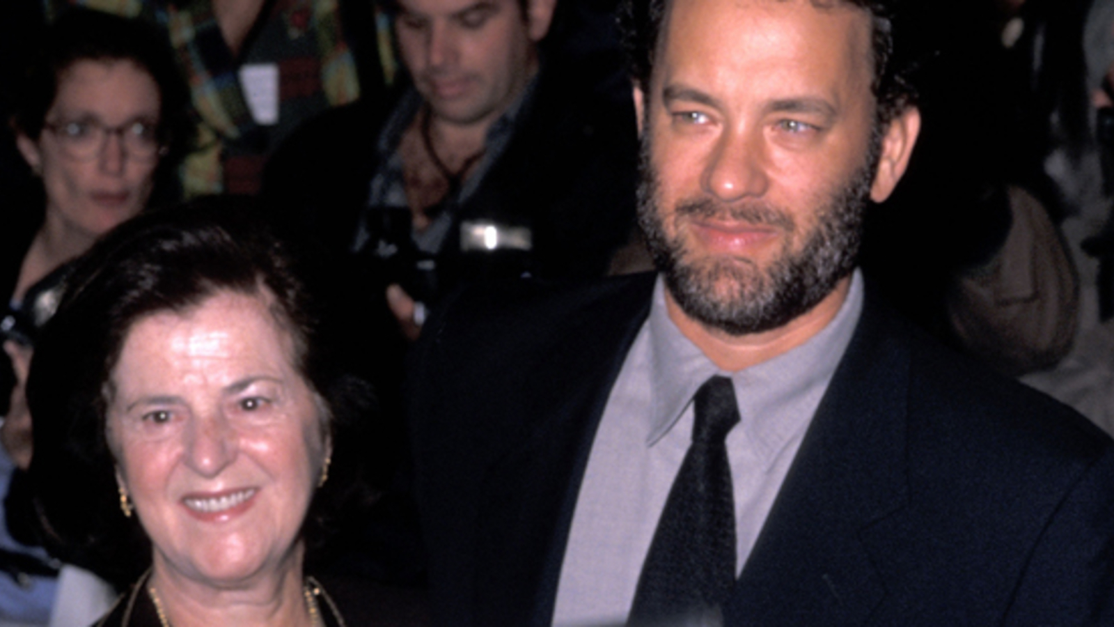 Tom Hanks trauert um seine Mutter Tom Hanks trauert um seine Mutter