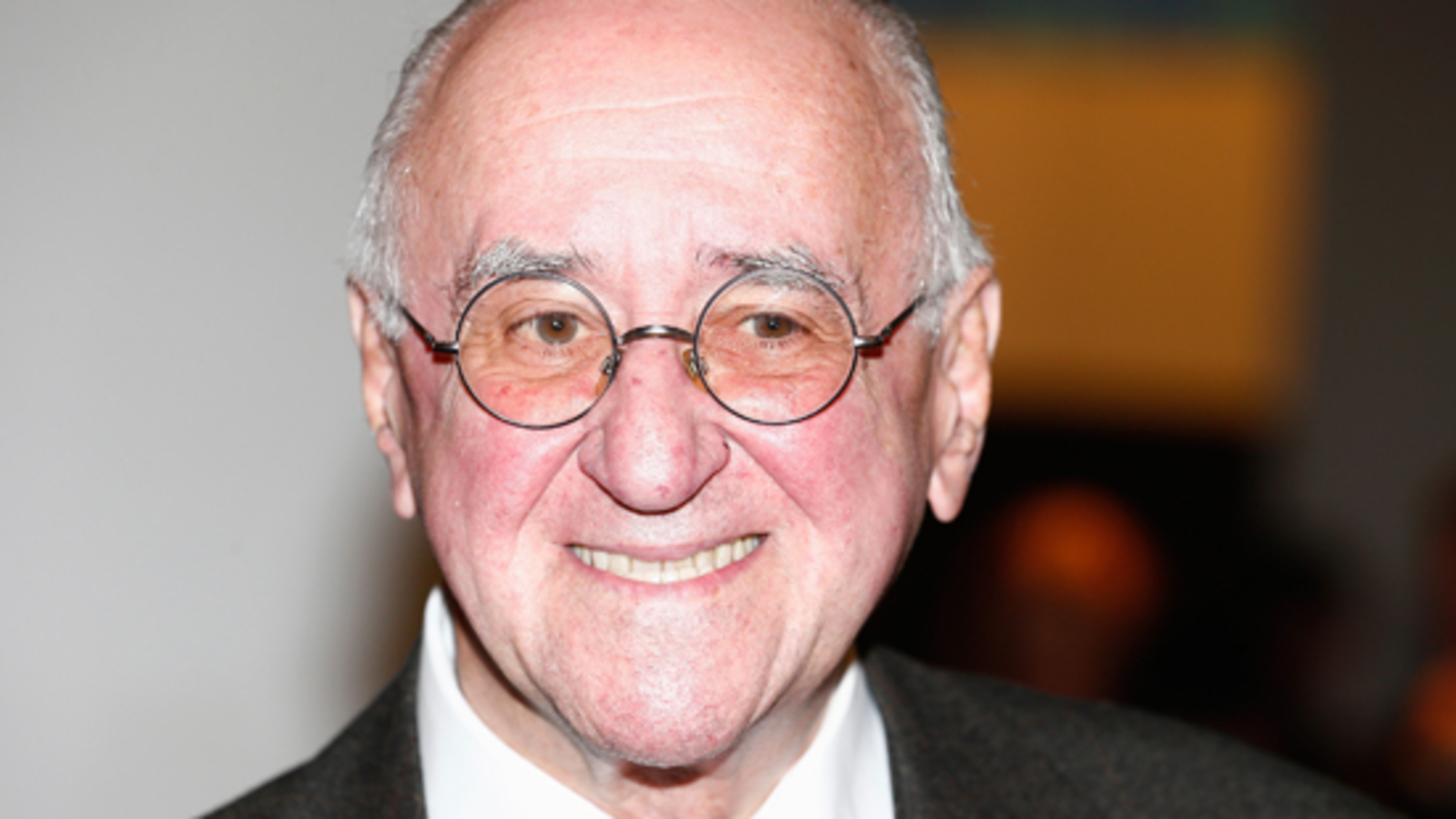 Alfred Biolek sieht kaum noch fern und trinkt alkoholfreien Wein