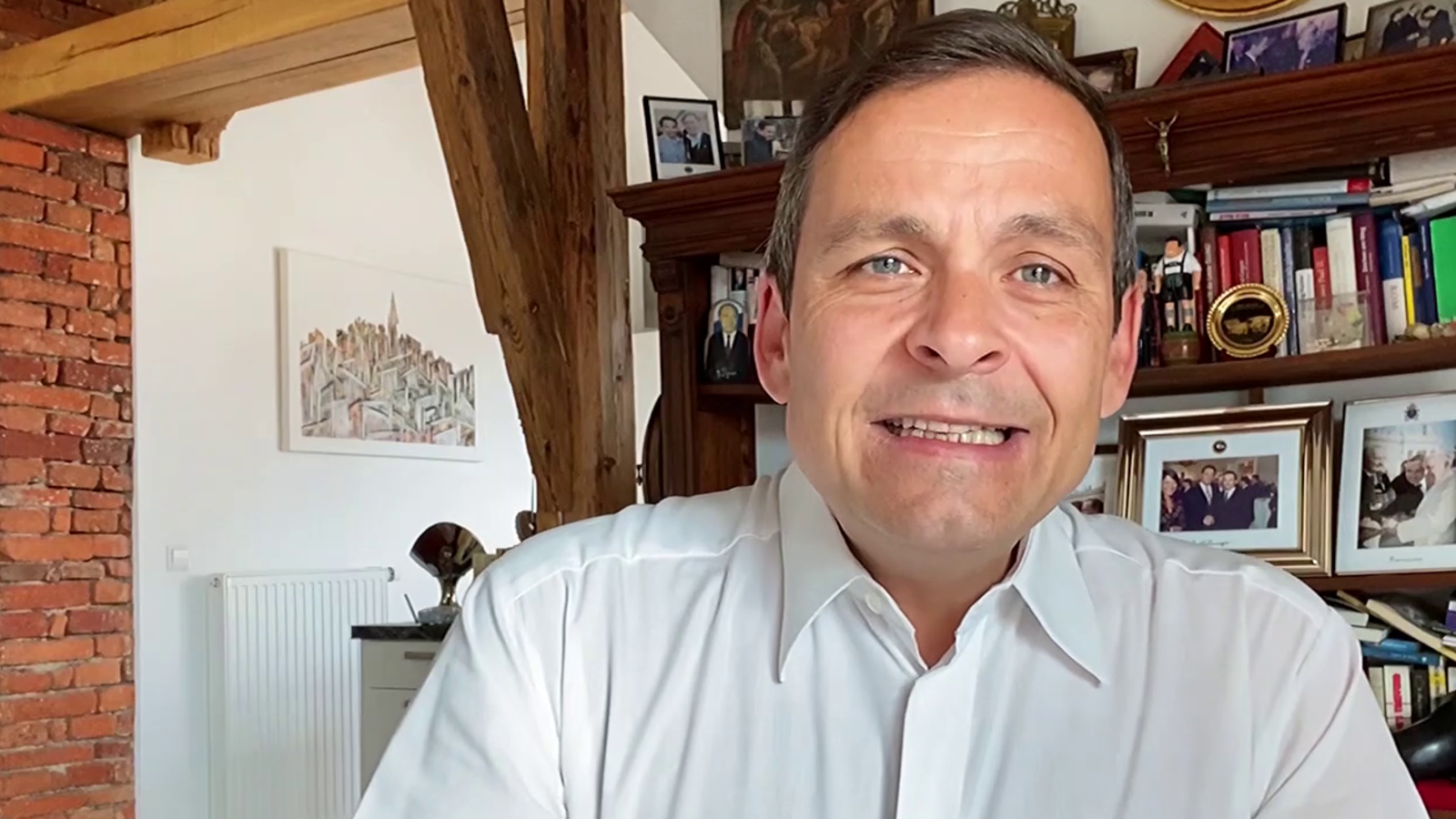 Grosz: 'Diese Regierung ist ein Total-Crash' - oe24.at