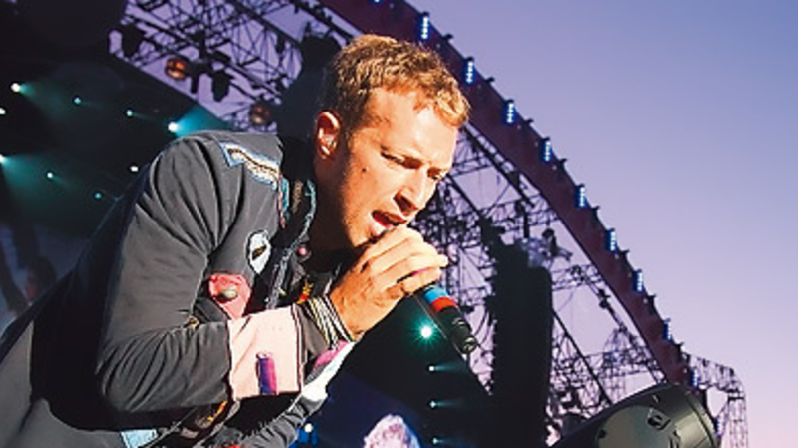 Coldplay: Revival-Tour und neuer Hit " Every Teardrop is a Waterfall " - oe24.at