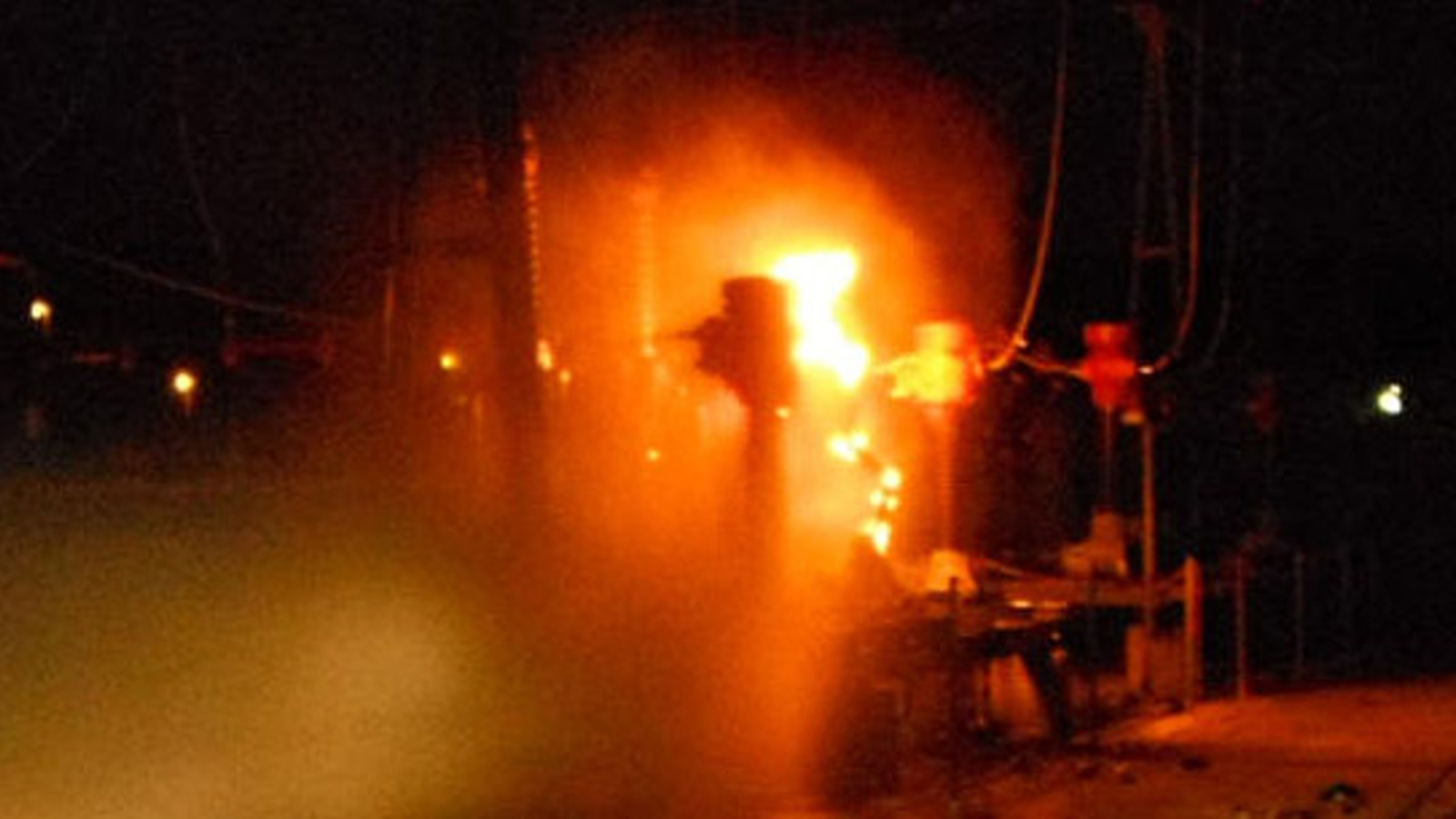 Trafo in Umspannwerk explodiert - oe24.at