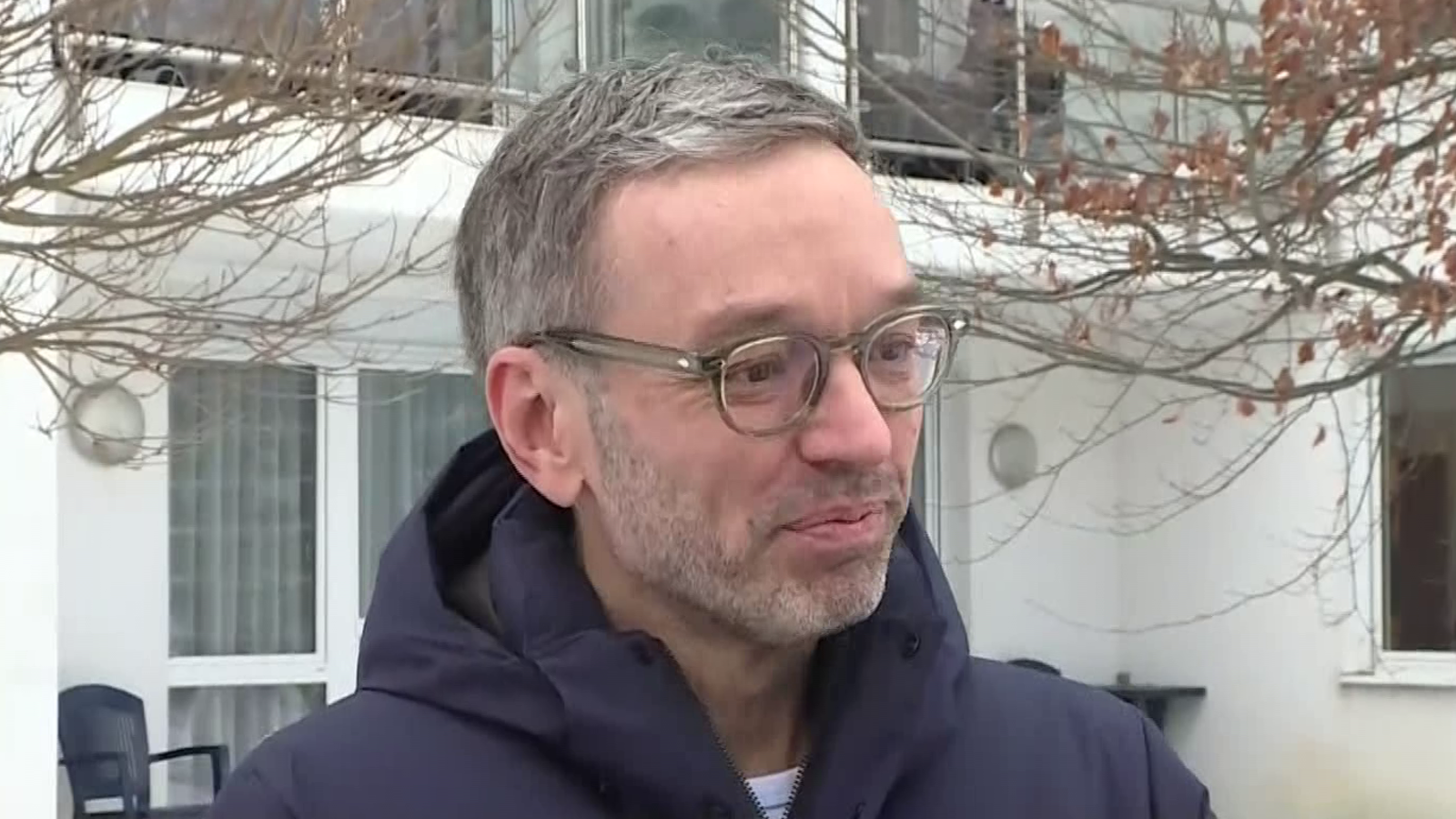 NÖ-Wahl 2023: Herbert Kickl gibt seine Stimme ab - oe24.at