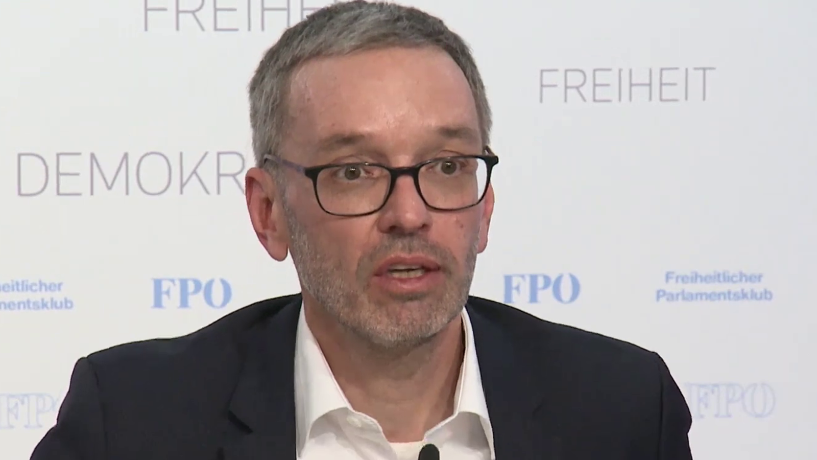 Herbert Kickl: "Das ist keine Führungsdebatte" - oe24.at