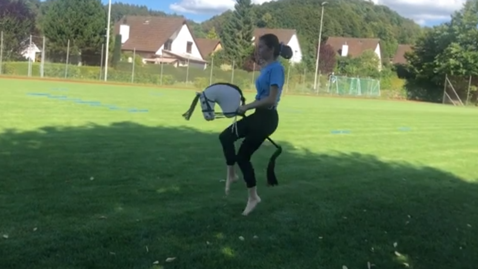 Neuer Trend Hobby-Horsing erobert die Kinderwelt