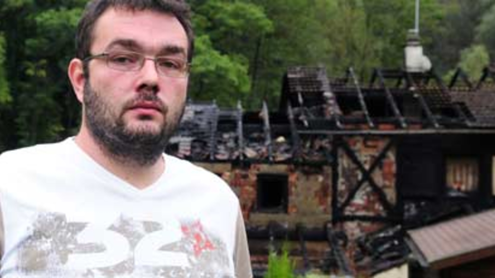 Familie aus brennendem Haus gerettet