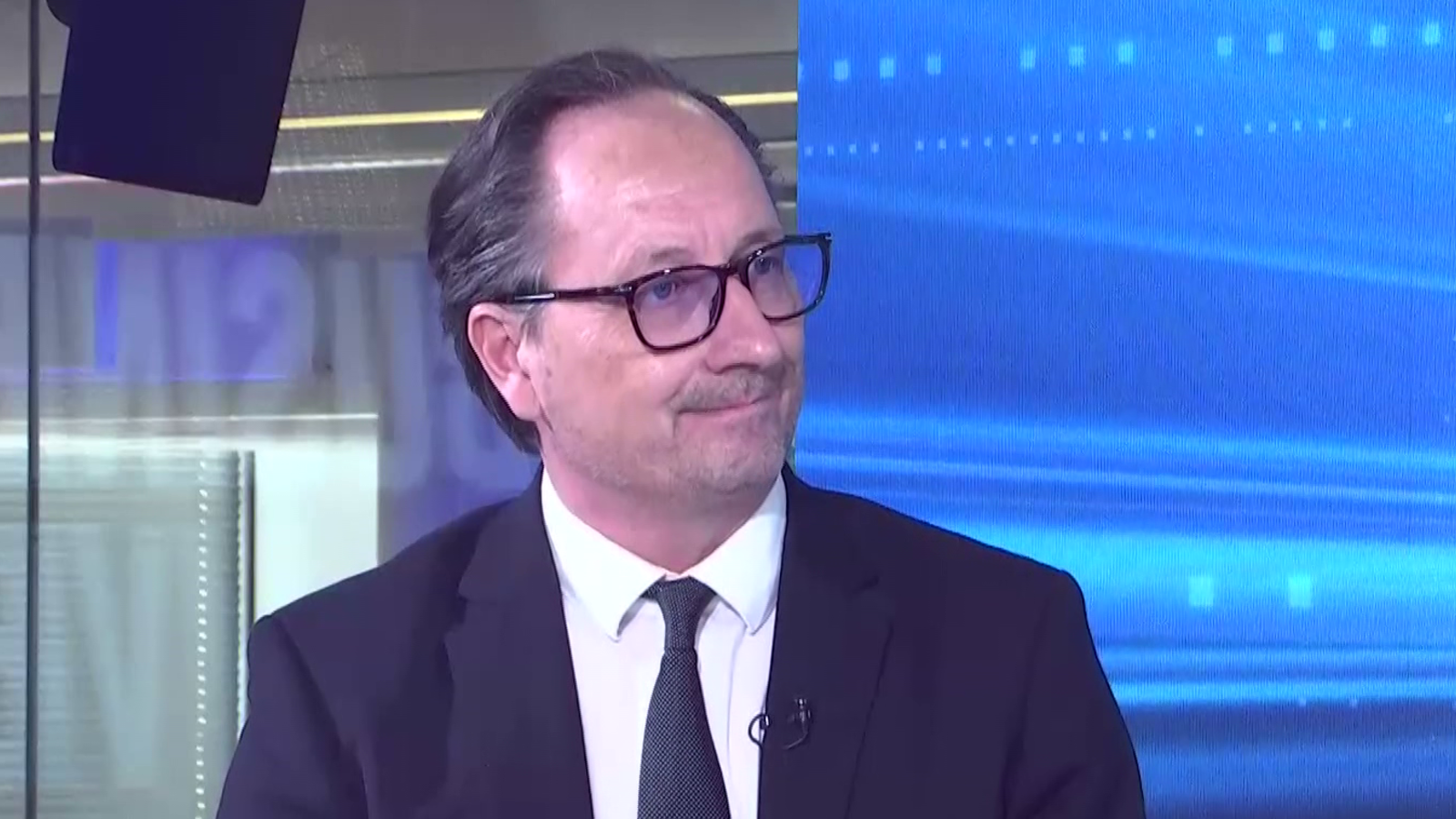 Günter Kovacs über 200.000 Beschwerden wegen Impfpflicht - oe24.at Günter Kovacs über 200.000 Beschwerden wegen Impfpflicht - oe24.at