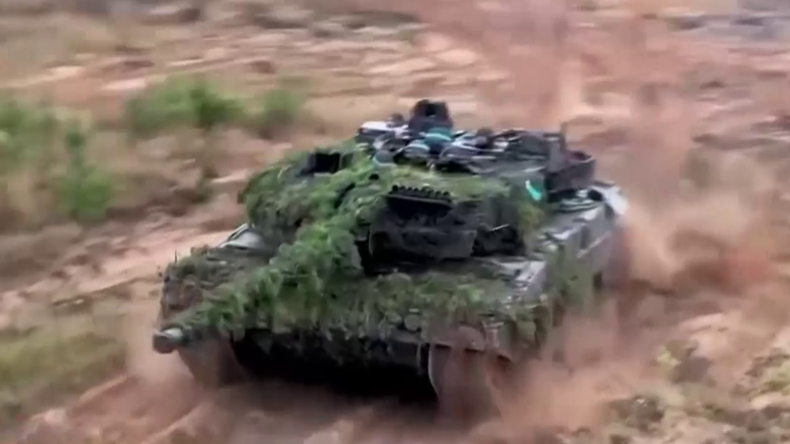 Deutschland liefert 14 Leopard-Panzer an Ukraine - oe24.at