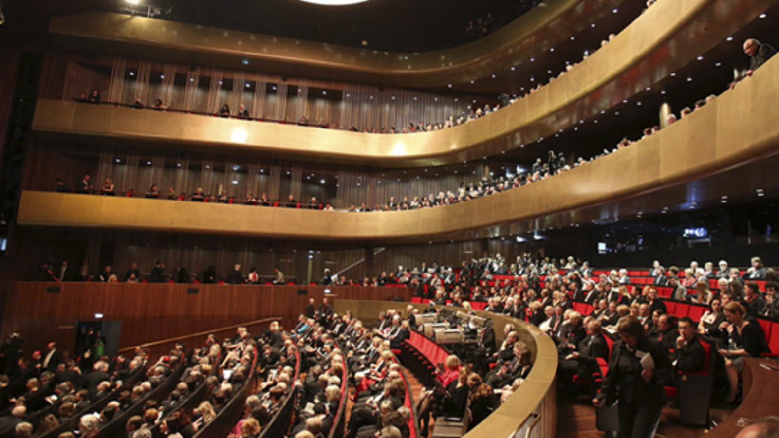 Linzer Landestheater mit 37 Neuproduktionen