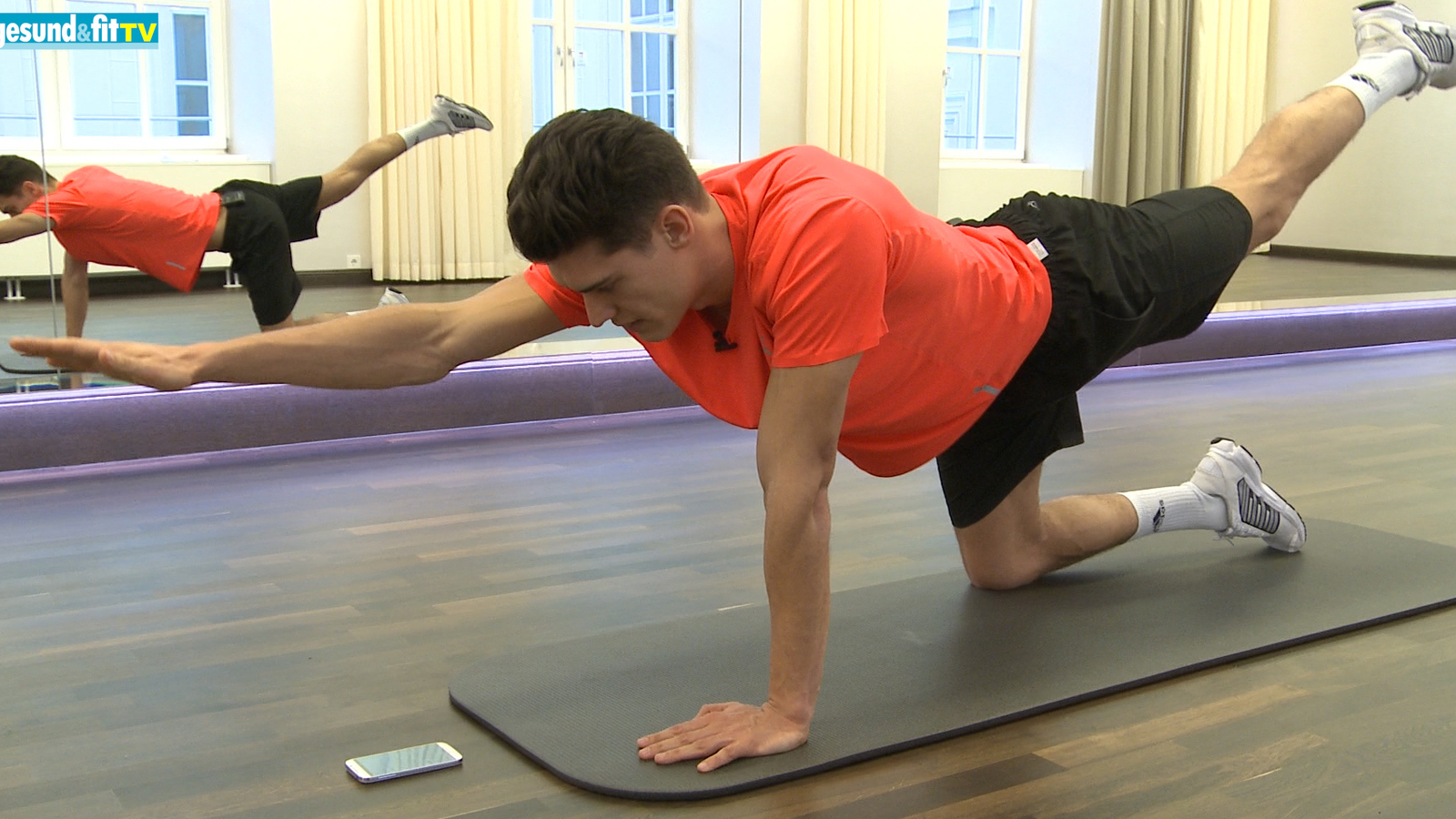Trainieren mit Model Miro Slavov - oe24.at