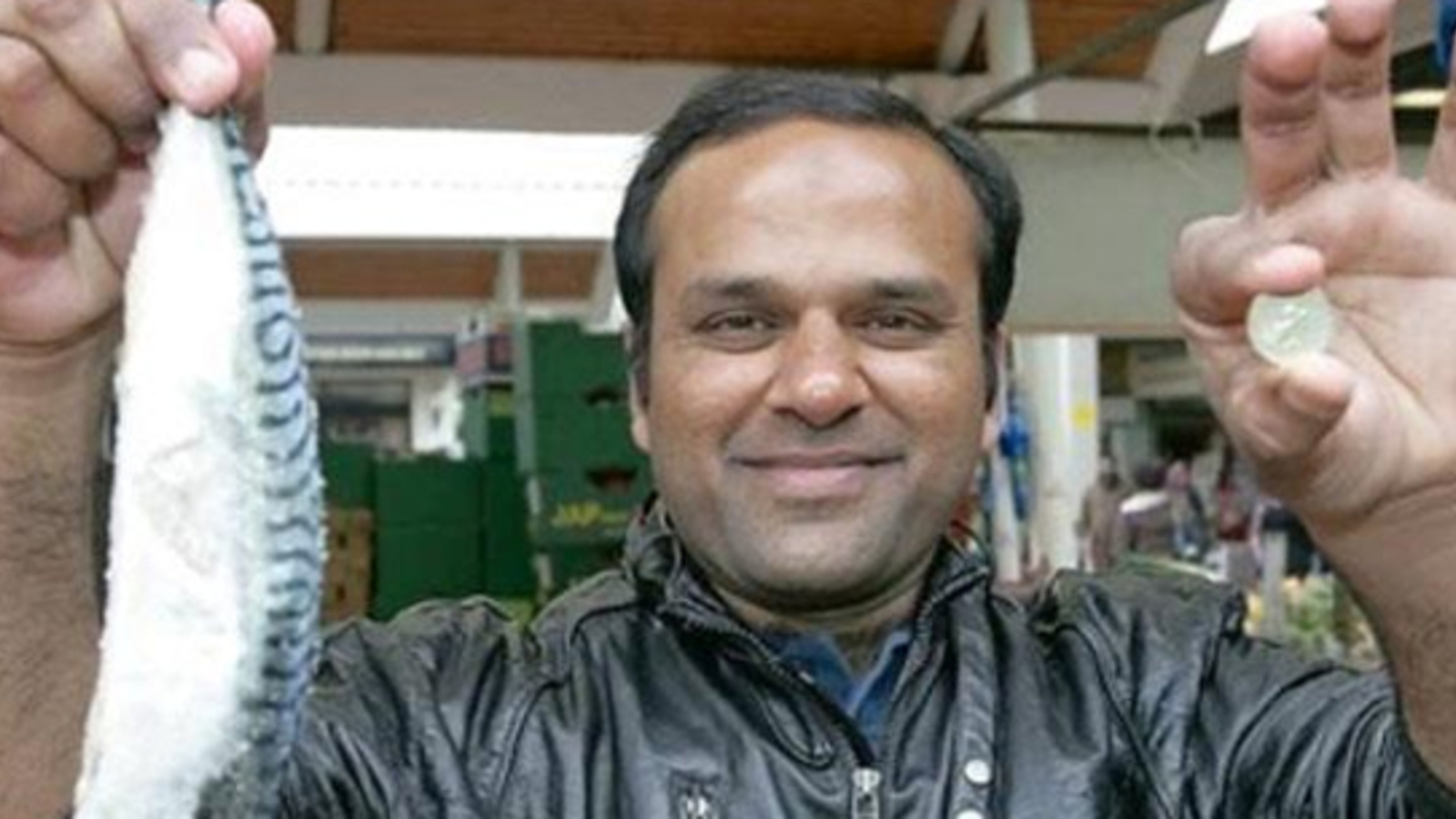 "One Pound Fish Song"-Star in Heimat verehrt