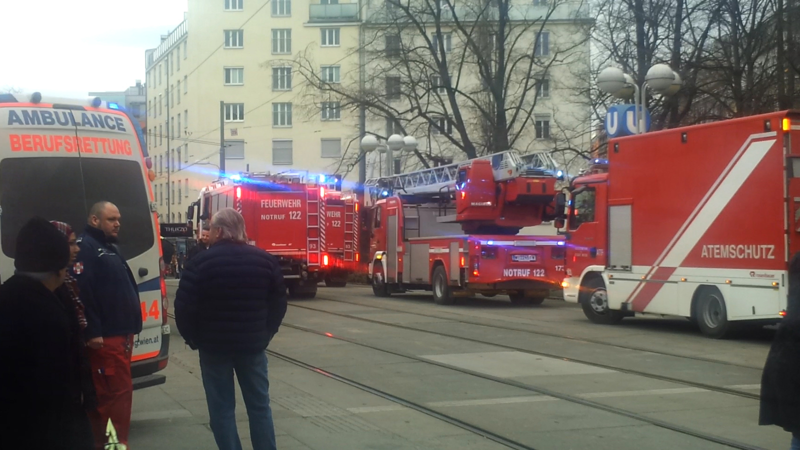 Großeinsatz am Reumannplatz