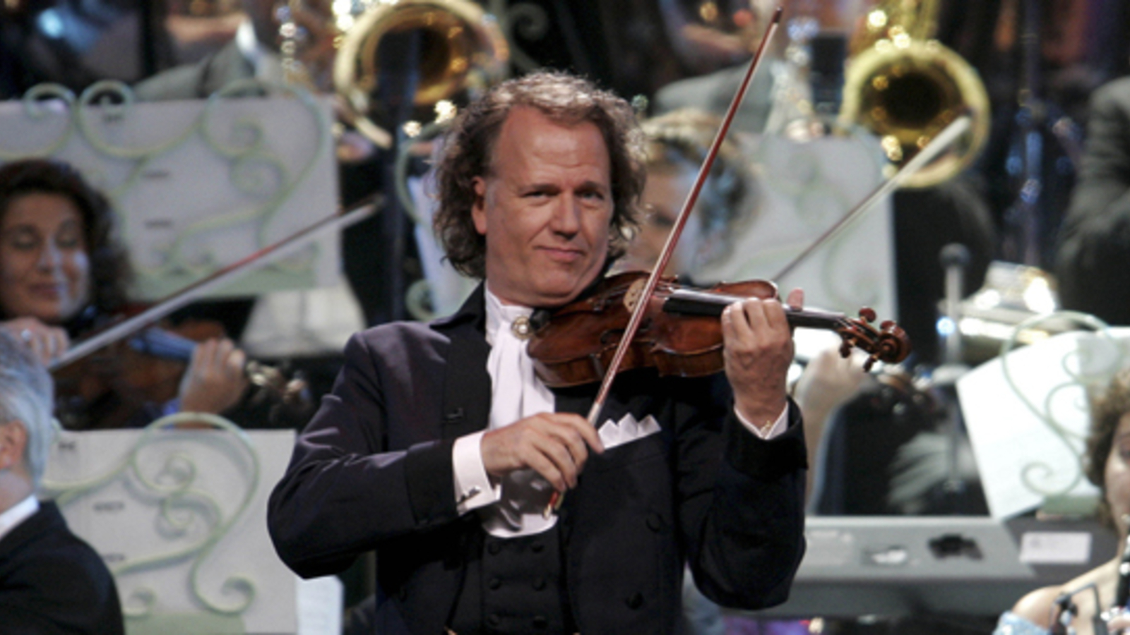 Andrea Rieu fiedelt für Königin Beatrix "Good Bye" - oe24.at