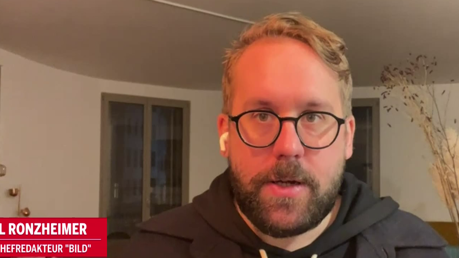 Eskalation droht: Paul Ronzheimer zur Ukraine-Krise - oe24.at