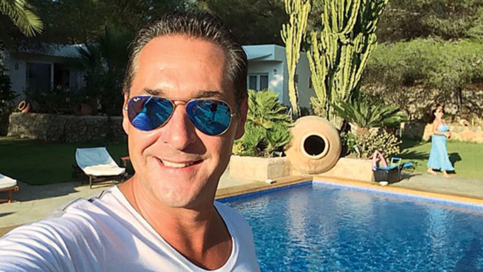 H.C. Strache auf Ibiza: Wieder Partyurlaub - oe24.at