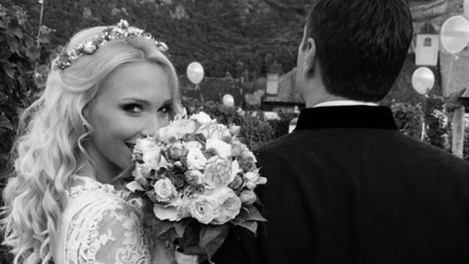 Strache & Philippa: So schön war die Geheimhochzeit! - oe24.at