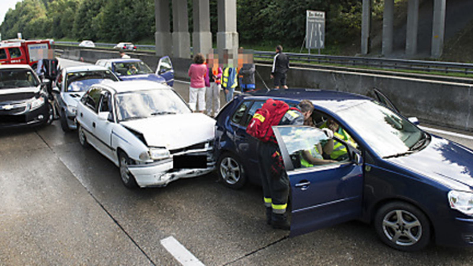 Massen-Crash auf A1-Westautobahn - oe24.at