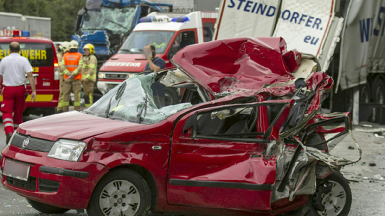 Horror-Crash auf der Süd-Autobahn