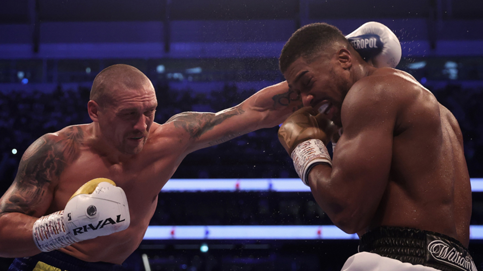 Usyk boxt Joshua vom Schwergewichts-Thron - oe24.at