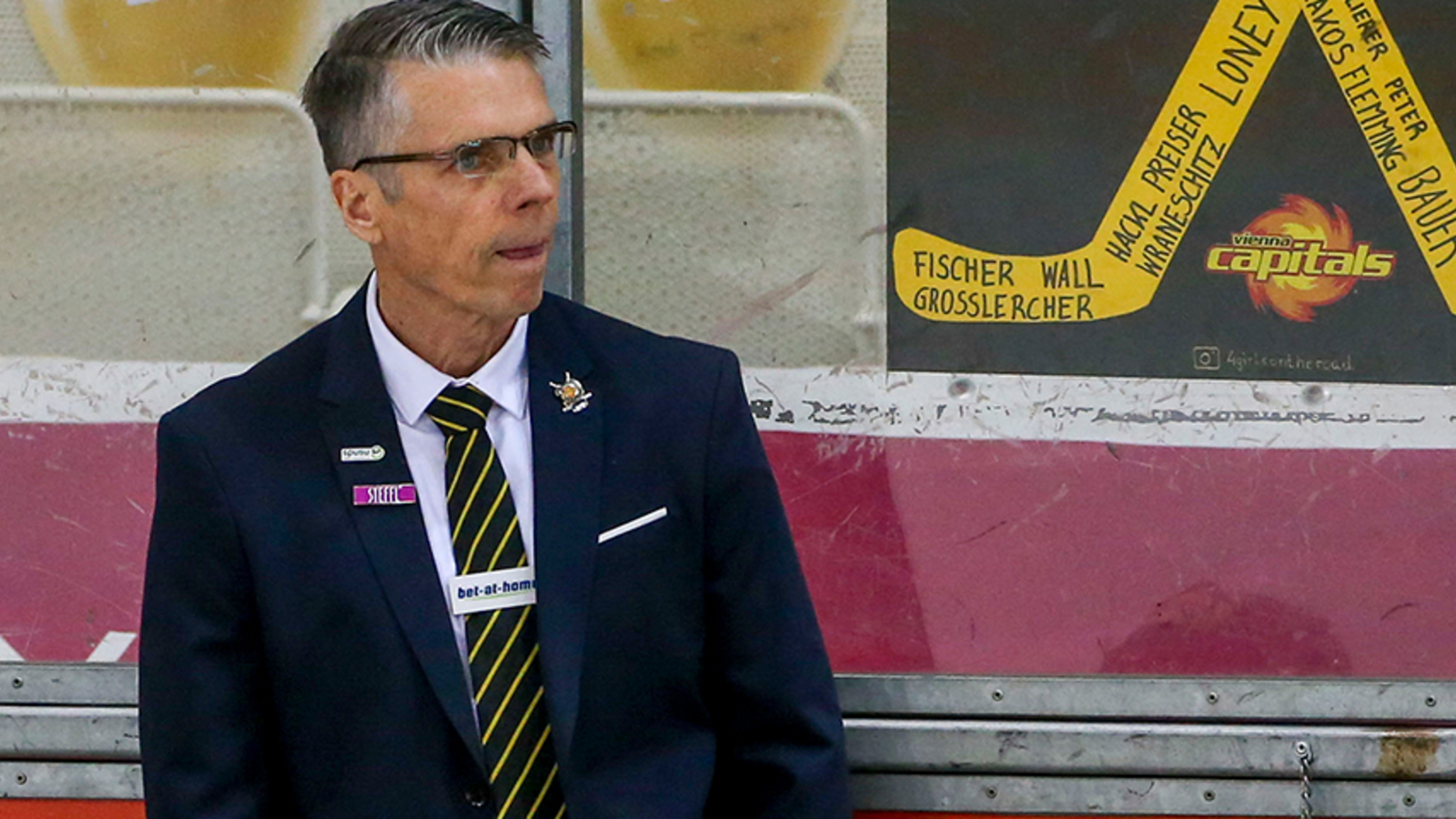 Cameron bleibt Chef-Coach der Capitals