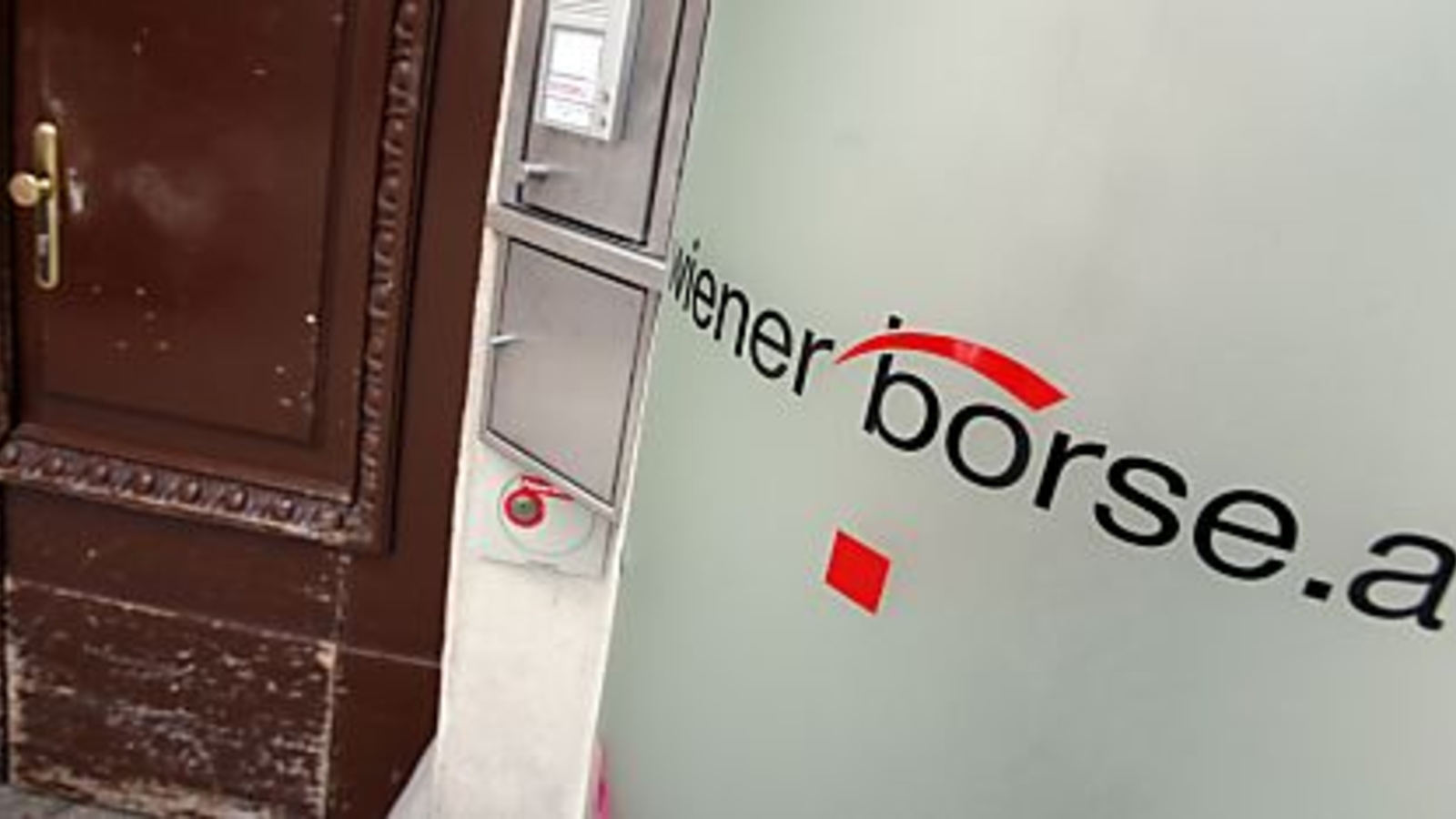 wien-am-abend-atx-schlie-t-0-86-prozent-h-her