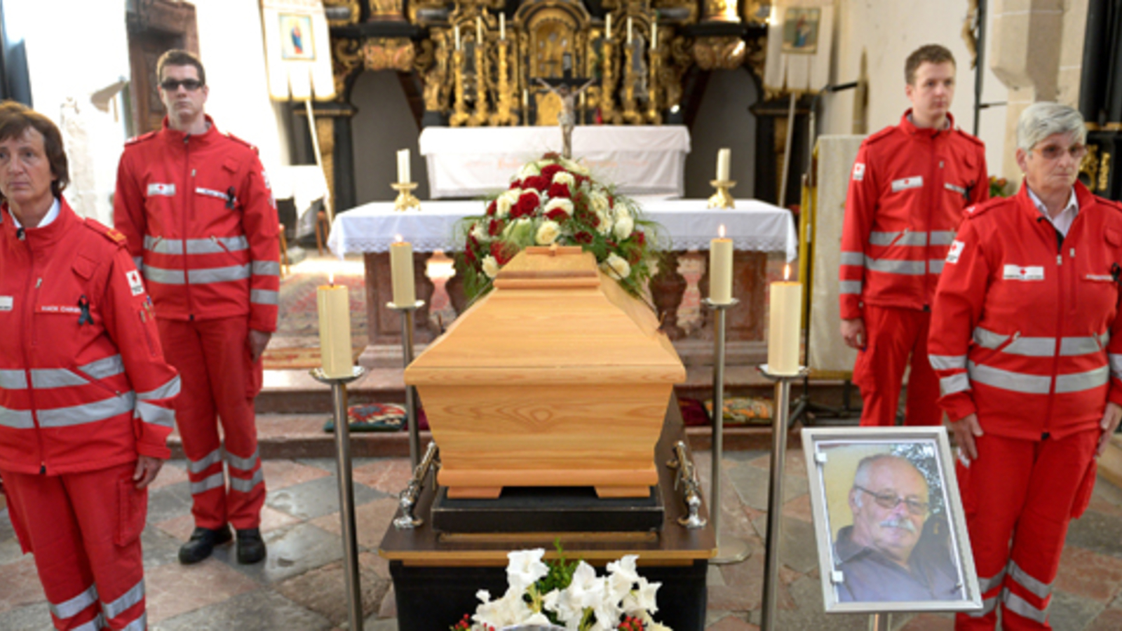 Opfer des Wilderers beigesetzt