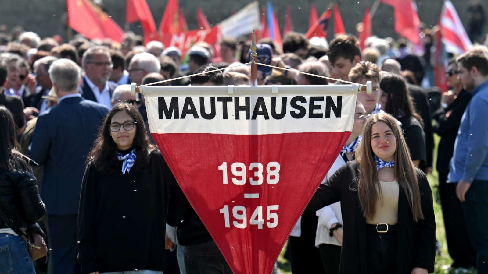 Internationales KZ-Gedenken in Mauthausen mit Aufruf zur Zivilcourage ...