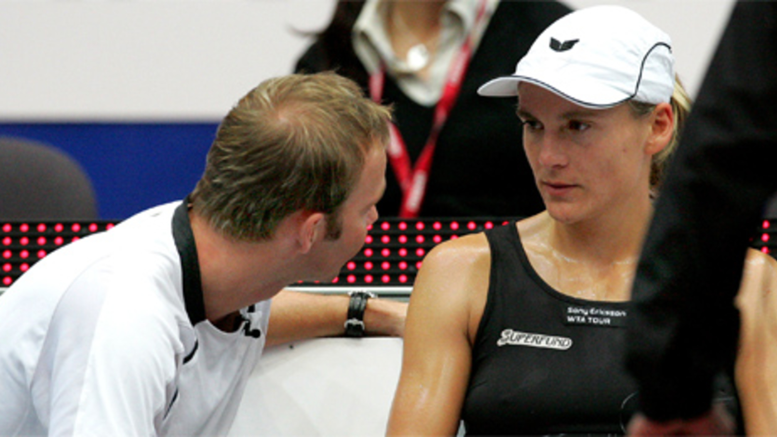 Sybille Bammer out, Ivanovic im Viertelfinale