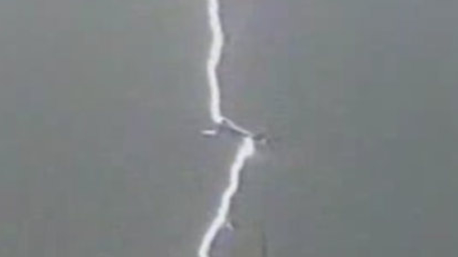 US-Jet vom Blitz getroffen